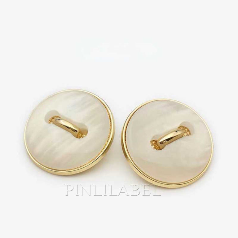 A Brief Introduction to Chanel-Style Buttons - pinliLAbel