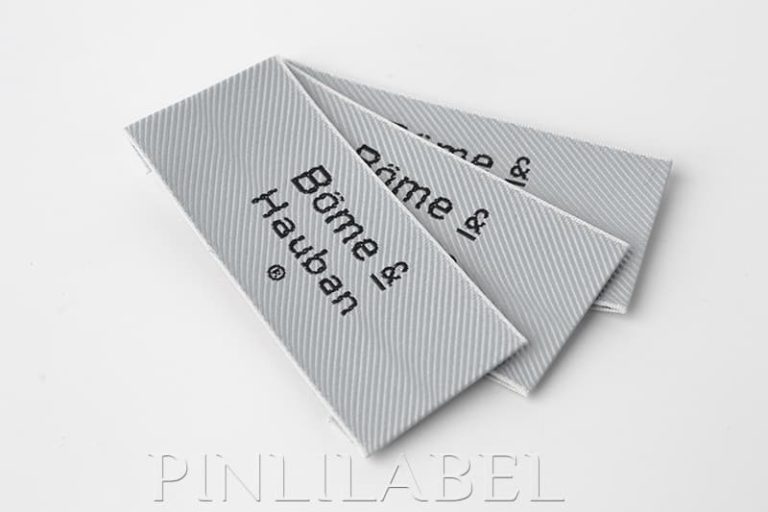 Custom Fabric Labels for Clothing - pinliLAbel